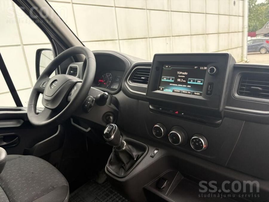 White Opel Movano 2019 in Riga, with an engine capacity of 2.30 L and mileage of 0 thousand km for 10900 €, photo 10 on AUTOMOTO.COM.LV