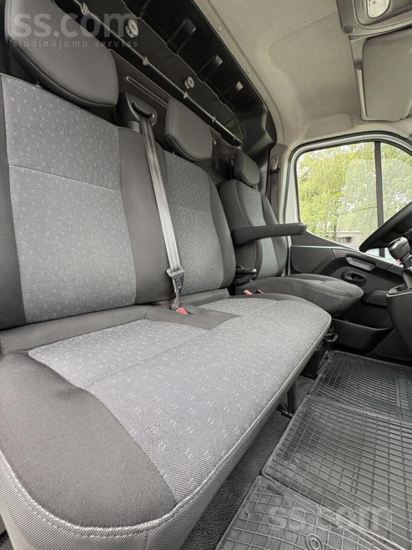 White Opel Movano 2019 in Riga, with an engine capacity of 2.30 L and mileage of 0 thousand km for 10900 €, photo 11 on AUTOMOTO.COM.LV