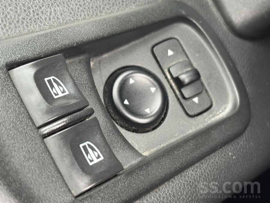 White Opel Movano 2019 in Riga, with an engine capacity of 2.30 L and mileage of 0 thousand km for 10900 €, photo 12 on AUTOMOTO.COM.LV