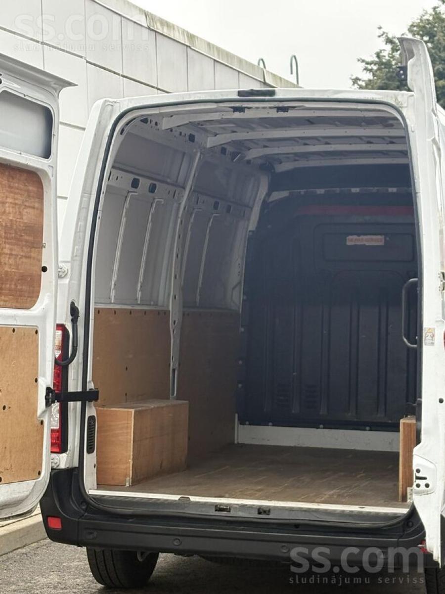 White Opel Movano 2019 in Riga, with an engine capacity of 2.30 L and mileage of 0 thousand km for 10900 €, photo 16 on AUTOMOTO.COM.LV