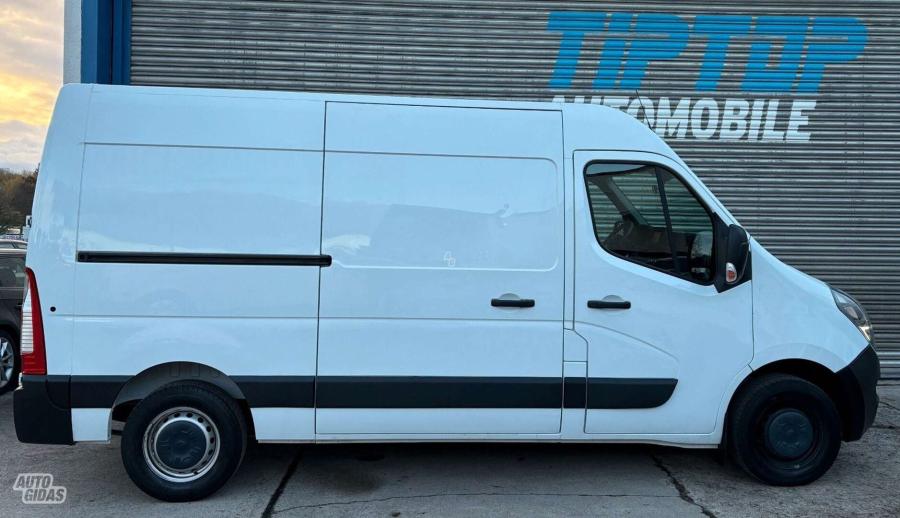 White Opel Movano 2021 in Kaunas, with an engine capacity of 2.30 L and mileage of 35 thousand km for 22641 €, photo 4 on AUTOMOTO.COM.LV