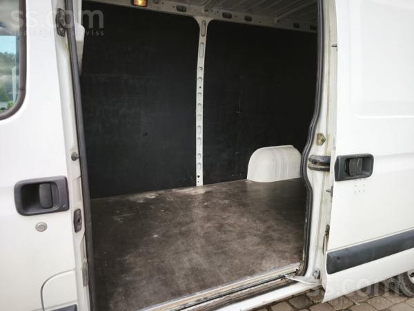 Белый Опель Movano 2005 в Огре, объемом двигателя 2.50 л и пробегом 231 тыс. км за 3950 €, фото 10 на AUTOMOTO.COM.LV