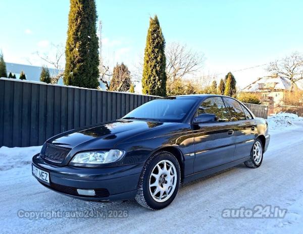 Black Opel Omega 2001 in Tallinn, with an engine capacity of 2.20 L and mileage of 336 thousand km for 1500 €, photo 2 on AUTOMOTO.COM.LV