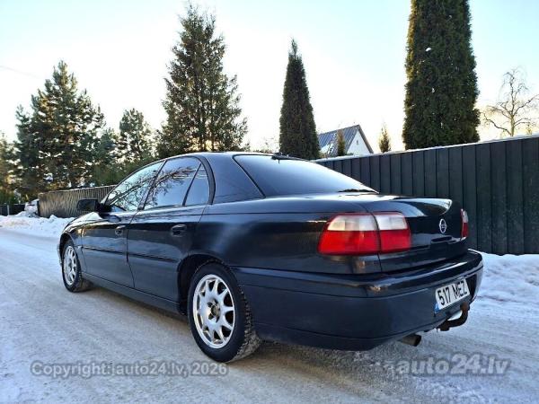 Black Opel Omega 2001 in Tallinn, with an engine capacity of 2.20 L and mileage of 336 thousand km for 1500 €, photo 3 on AUTOMOTO.COM.LV