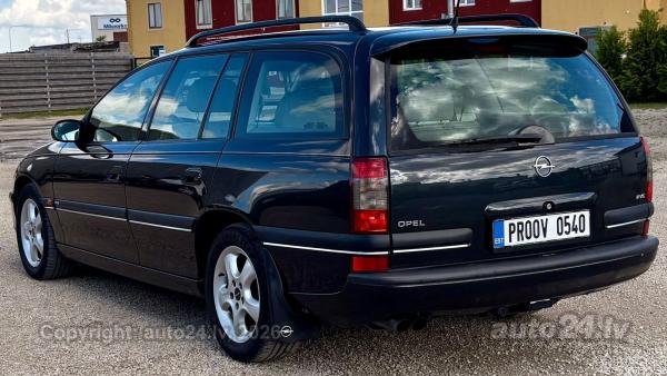 Black Opel Omega 1998 in Voru, with an engine capacity of 3.00 L and mileage of 152 thousand km for 5990 €, photo 4 on AUTOMOTO.COM.LV