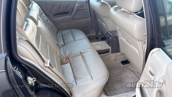 Black Opel Omega 1998 in Voru, with an engine capacity of 3.00 L and mileage of 152 thousand km for 5990 €, photo 10 on AUTOMOTO.COM.LV