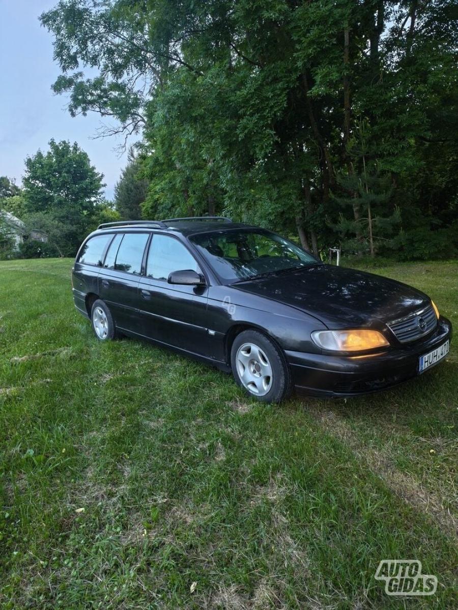 Melns Opel Omega 2002 Prienai, ar dzinēja tilpumu 2.50 L un nobraukumu 410 tūkst. km par 1050 €, foto 1 vietnē AUTOMOTO.COM.LV