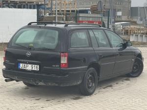 Melns Opel Omega 2004 Rēzekne, ar dzinēja tilpumu 2.20 L un nobraukumu 340 tūkst. km par 420 €, foto 3 vietnē AUTOMOTO.COM.LV