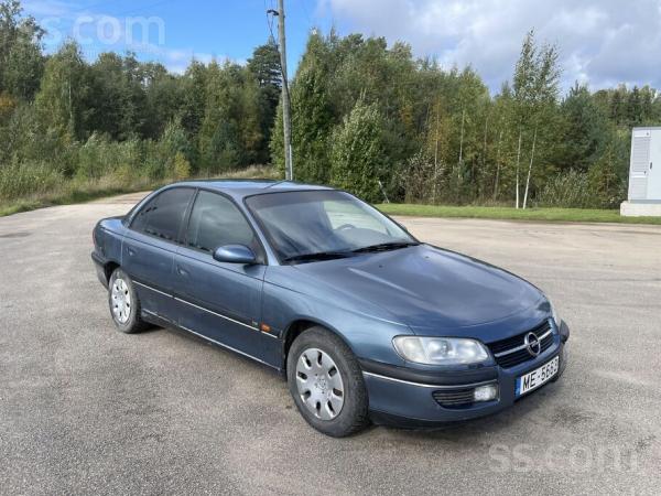 Опель Омега 1998 в Гулбене на AUTOMOTO.COM.LV Синий Опель Омега 1998 в Гулбене, объемом двигателя 2.00 л и пробегом 197 тыс. км за 1200 €, фото 3 на AUTOMOTO.COM.LV