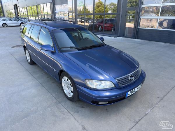 Blue Opel Omega 2002 in Panevezys, with an engine capacity of 2.50 L and mileage of 317 thousand km for 1150 €, photo 2 on AUTOMOTO.COM.LV