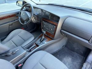 Zils Opel Omega 2002 Panevēža, ar dzinēja tilpumu 2.50 L un nobraukumu 317 tūkst. km par 1150 €, foto 17 vietnē AUTOMOTO.COM.LV