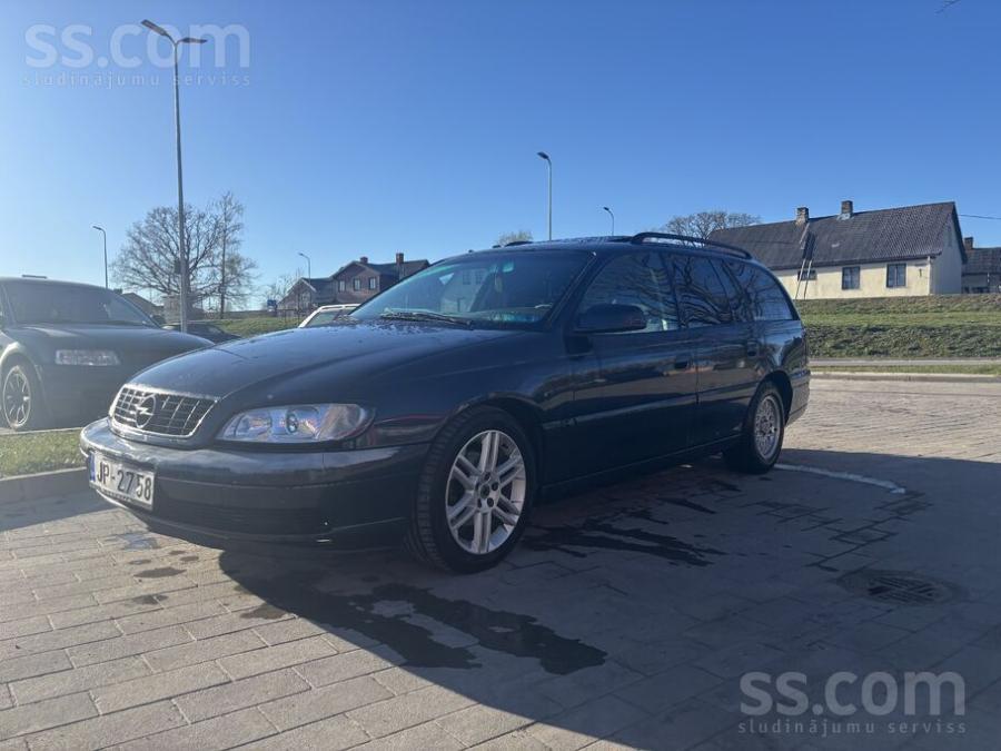 Zils Opel Omega 2003 Rīga, ar dzinēja tilpumu 2.50 L un nobraukumu 300 tūkst. km par 800 €, foto 5 vietnē AUTOMOTO.COM.LV