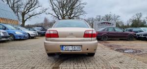 Brown Opel Omega 2000 in Riga, with an engine capacity of 2.20 L and mileage of 238 thousand km for 1500 €, photo 5 on AUTOMOTO.COM.LV