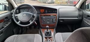 Brown Opel Omega 2000 in Riga, with an engine capacity of 2.20 L and mileage of 238 thousand km for 1500 €, photo 10 on AUTOMOTO.COM.LV