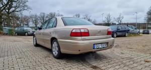 Brown Opel Omega 2000 in Valmiera, with an engine capacity of 2.20 L and mileage of 238 thousand km for 1500 €, photo 6 on AUTOMOTO.COM.LV