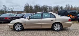 Brown Opel Omega 2000 in Valmiera, with an engine capacity of 2.20 L and mileage of 238 thousand km for 1500 €, photo 7 on AUTOMOTO.COM.LV