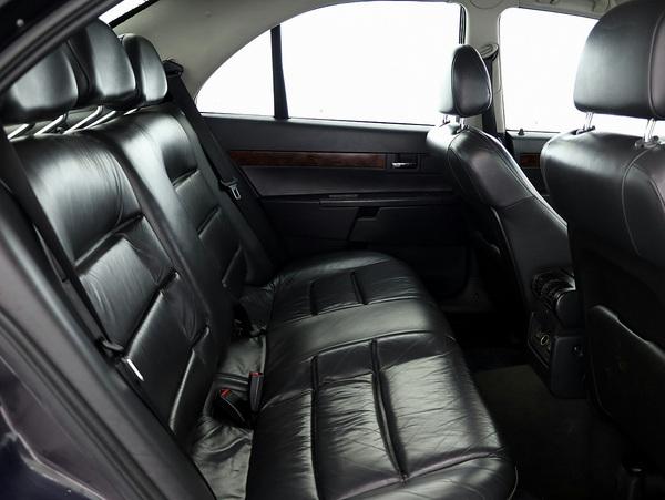 Brown Opel Omega 2000 in Tallinn, with an engine capacity of 3.00 L and mileage of 225 thousand km for 1499 €, photo 7 on AUTOMOTO.COM.LV