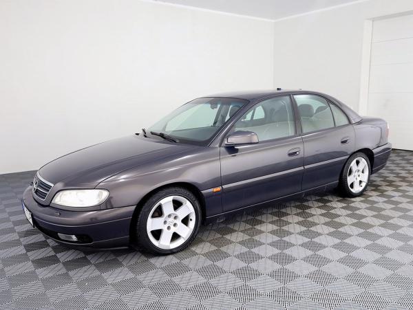 Brown Opel Omega 2000 in Tallinn, with an engine capacity of 3.00 L and mileage of 225 thousand km for 1499 €, photo 10 on AUTOMOTO.COM.LV