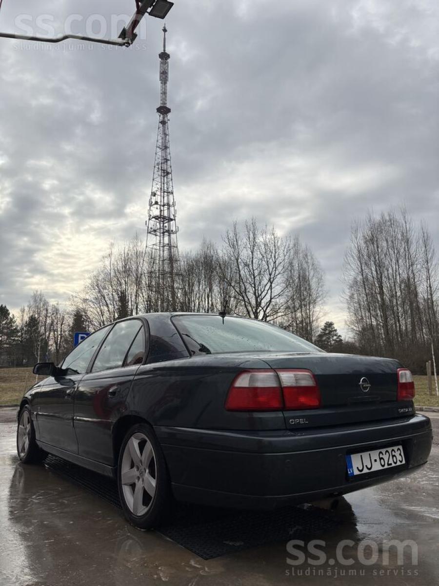 Green Opel Omega 2001 in Valmiera, with an engine capacity of 2.20 L and mileage of 251 thousand km for 900 €, photo 15 on AUTOMOTO.COM.LV