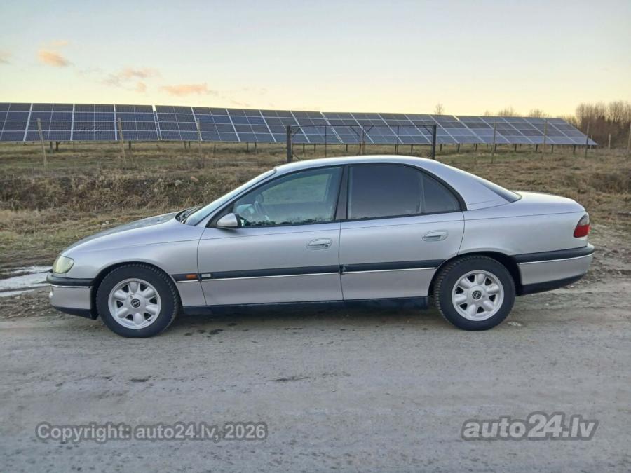 Grey Opel Omega 1999 in Paide, with an engine capacity of 2.00 L and mileage of 208 thousand km for 3000 €, photo 6 on AUTOMOTO.COM.LV
