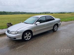 Grey Opel Omega 2000 in Ogre, with an engine capacity of 2.20 L and mileage of 200 thousand km for 1250 €, photo 4 on AUTOMOTO.COM.LV