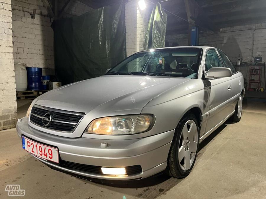 Grey Opel Omega 2001 in Joniskis, with an engine capacity of 2.20 L and mileage of 310 thousand km for 700 €, photo 3 on AUTOMOTO.COM.LV