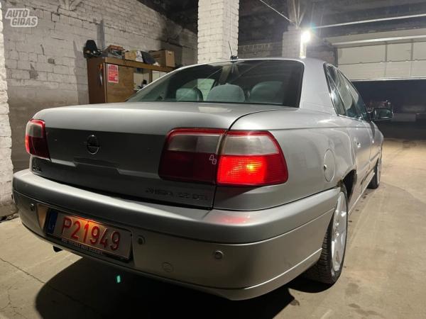 Grey Opel Omega 2001 in Joniskis, with an engine capacity of 2.20 L and mileage of 310 thousand km for 700 €, photo 6 on AUTOMOTO.COM.LV