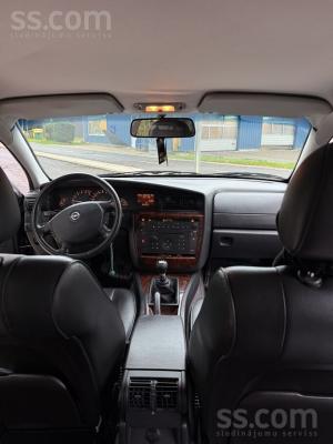 Pelēks Opel Omega 2003 Rīga, ar dzinēja tilpumu 2.20 L un nobraukumu 283 tūkst. km par 2950 €, foto 4 vietnē AUTOMOTO.COM.LV
