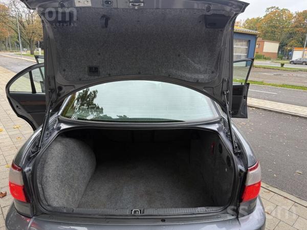 Pelēks Opel Omega 2003 Rīga, ar dzinēja tilpumu 2.20 L un nobraukumu 283 tūkst. km par 2950 €, foto 6 vietnē AUTOMOTO.COM.LV