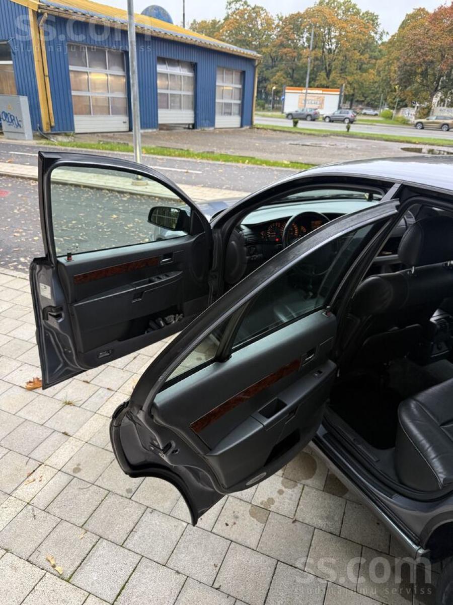 Pelēks Opel Omega 2003 Rīga, ar dzinēja tilpumu 2.20 L un nobraukumu 283 tūkst. km par 2950 €, foto 7 vietnē AUTOMOTO.COM.LV