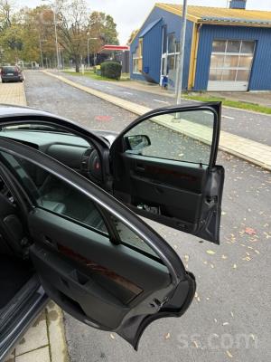Pelēks Opel Omega 2003 Rīga, ar dzinēja tilpumu 2.20 L un nobraukumu 283 tūkst. km par 2950 €, foto 9 vietnē AUTOMOTO.COM.LV