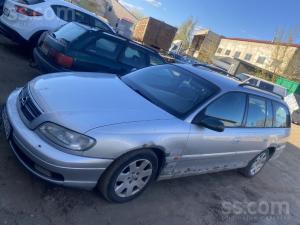 Pelēks Opel Omega 2001 Daugavpils, ar dzinēja tilpumu 2.50 L un nobraukumu 380 tūkst. km par 700 €, foto 9 vietnē AUTOMOTO.COM.LV