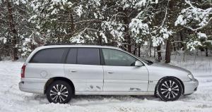 Grey Opel Omega 2002 in Vilnius, with an engine capacity of 2.17 L and mileage of 285 thousand km for 999 €, photo 5 on AUTOMOTO.COM.LV