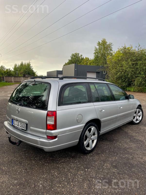Grey Opel Omega 2002 in Ogre, with an engine capacity of 2.60 L and mileage of 212 thousand km for 2250 €, photo 4 on AUTOMOTO.COM.LV