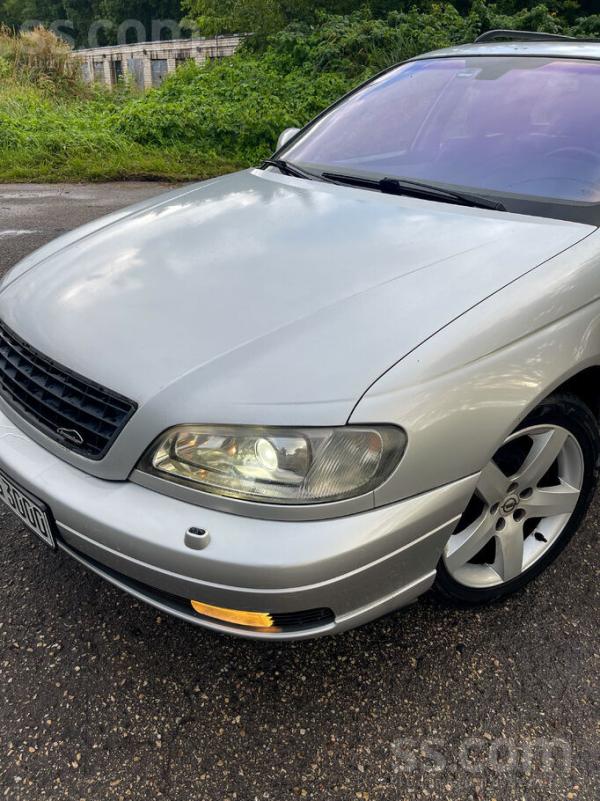 Grey Opel Omega 2002 in Ogre, with an engine capacity of 2.60 L and mileage of 212 thousand km for 2250 €, photo 8 on AUTOMOTO.COM.LV
