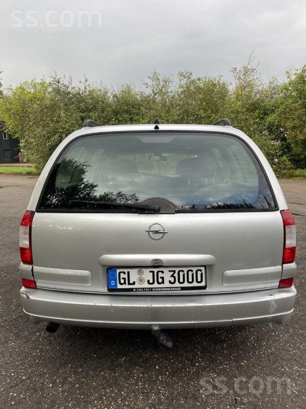 Grey Opel Omega 2002 in Ogre, with an engine capacity of 2.60 L and mileage of 212 thousand km for 2250 €, photo 9 on AUTOMOTO.COM.LV