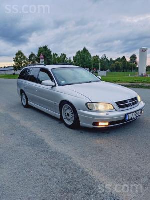 Grey Opel Omega 2002 in Riga, with an engine capacity of 2.50 L and mileage of 253 thousand km for 650 €, photo 5 on AUTOMOTO.COM.LV