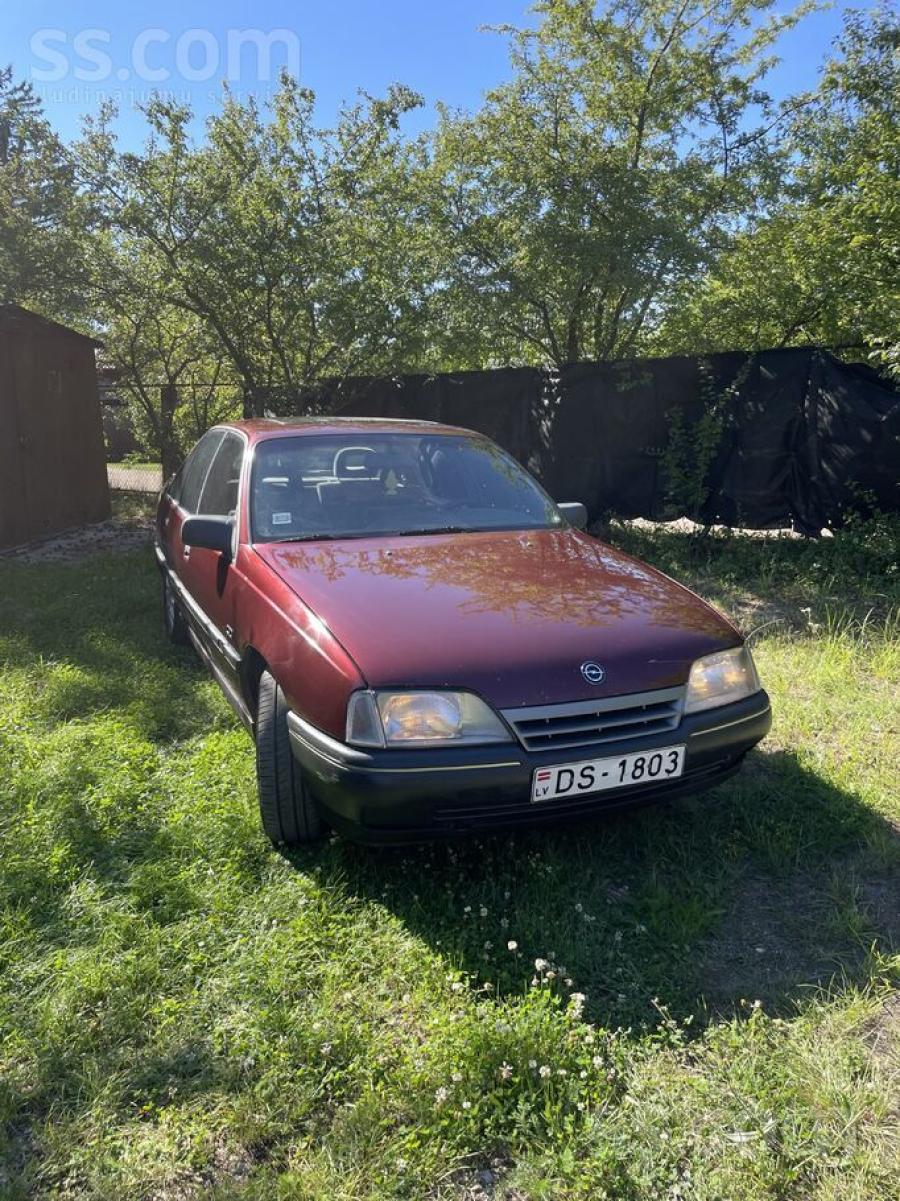 Sarkans Opel Omega 1988 Liepāja, ar dzinēja tilpumu 2.00 L un nobraukumu 254 tūkst. km par 2400 €, foto 15 vietnē AUTOMOTO.COM.LV