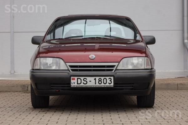 Red Opel Omega 1988 in Riga, with an engine capacity of 2.00 L and mileage of 0 thousand km for 2495 €, photo 2 on AUTOMOTO.COM.LV