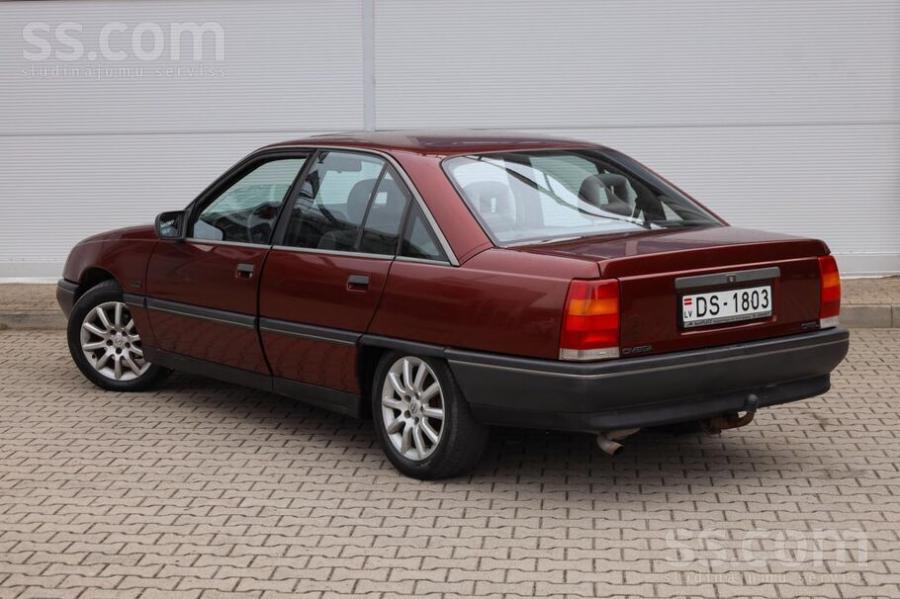 Red Opel Omega 1988 in Riga, with an engine capacity of 2.00 L and mileage of 0 thousand km for 2495 €, photo 5 on AUTOMOTO.COM.LV