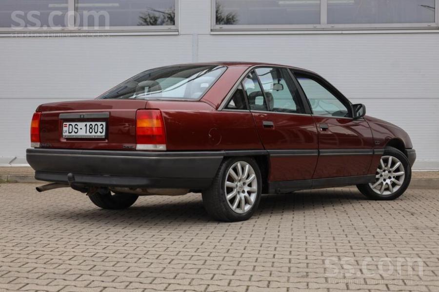 Red Opel Omega 1988 in Riga, with an engine capacity of 2.00 L and mileage of 0 thousand km for 2495 €, photo 7 on AUTOMOTO.COM.LV