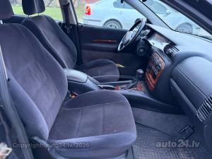 Opel Omega 1997 in Narva, with an engine capacity of 2.00 L and mileage of 229 thousand km for 400 €, photo 6 on AUTOMOTO.COM.LV
