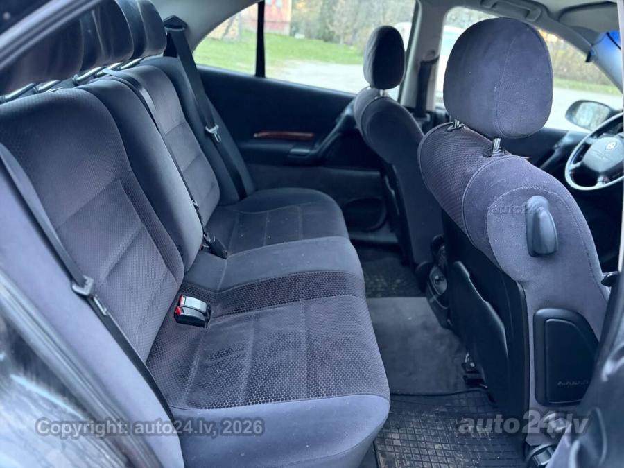 Opel Omega 1997 in Narva, with an engine capacity of 2.00 L and mileage of 229 thousand km for 400 €, photo 8 on AUTOMOTO.COM.LV