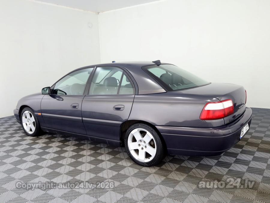 Opel Omega 2000 Tallina, ar dzinēja tilpumu 3.00 L un nobraukumu 225 tūkst. km par 1699 €, foto 5 vietnē AUTOMOTO.COM.LV