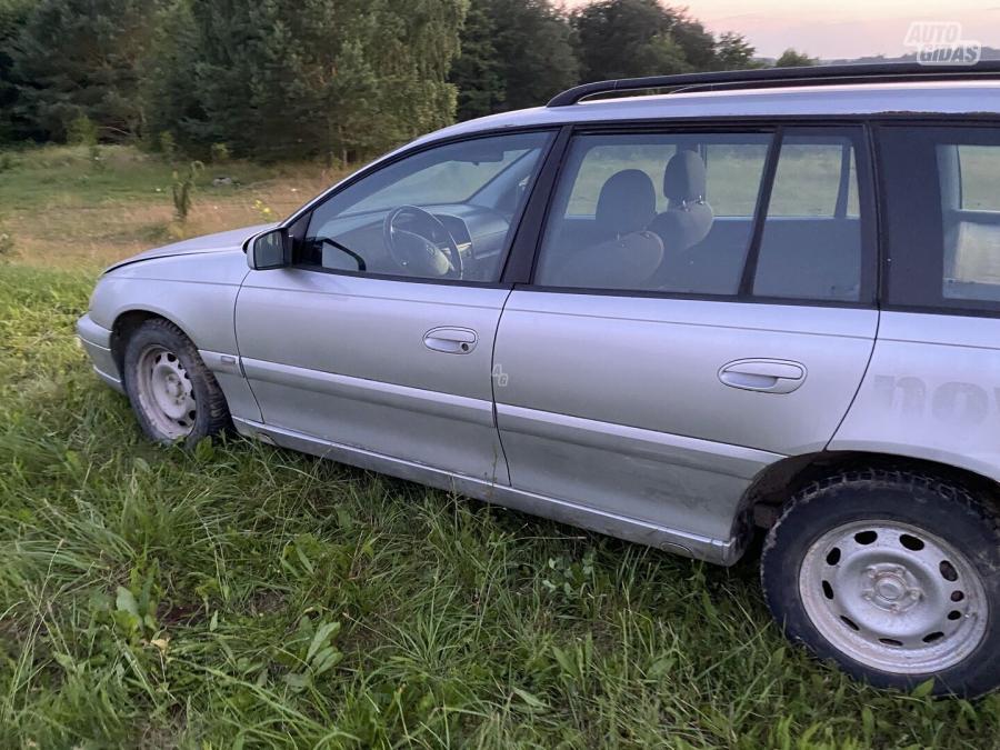 Opel Omega 2000 in Kaunas, with an engine capacity of 2.20 L and mileage of 300 thousand km for 450 €, photo 4 on AUTOMOTO.COM.LV