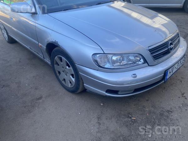 Opel Omega 2001 in Daugavpils, with an engine capacity of 2.50 L and mileage of 380 thousand km for 750 €, photo 1 on AUTOMOTO.COM.LV