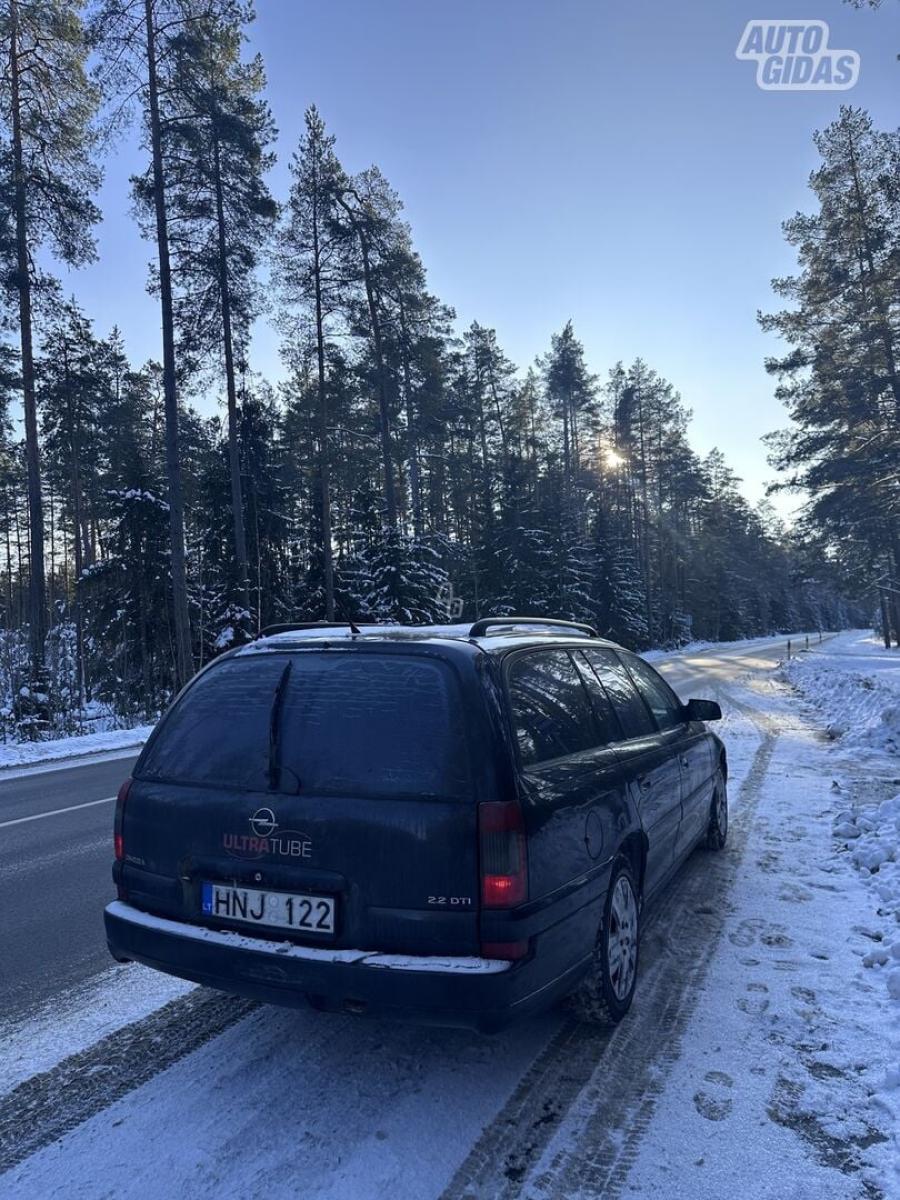 Opel Omega 2002 Panevēža, ar dzinēja tilpumu 2.20 L un nobraukumu 370 tūkst. km par 600 €, foto 3 vietnē AUTOMOTO.COM.LV