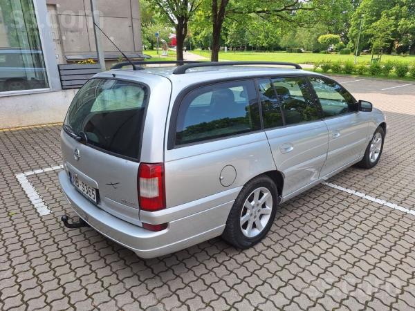 Opel Omega 2004 in Jelgava, with an engine capacity of 2.20 L and mileage of 266 thousand km for 1200 €, photo 3 on AUTOMOTO.COM.LV