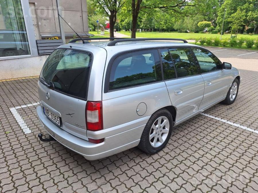 Opel Omega 2004 in Jelgava, with an engine capacity of 2.20 L and mileage of 266 thousand km for 1200 €, photo 3 on AUTOMOTO.COM.LV