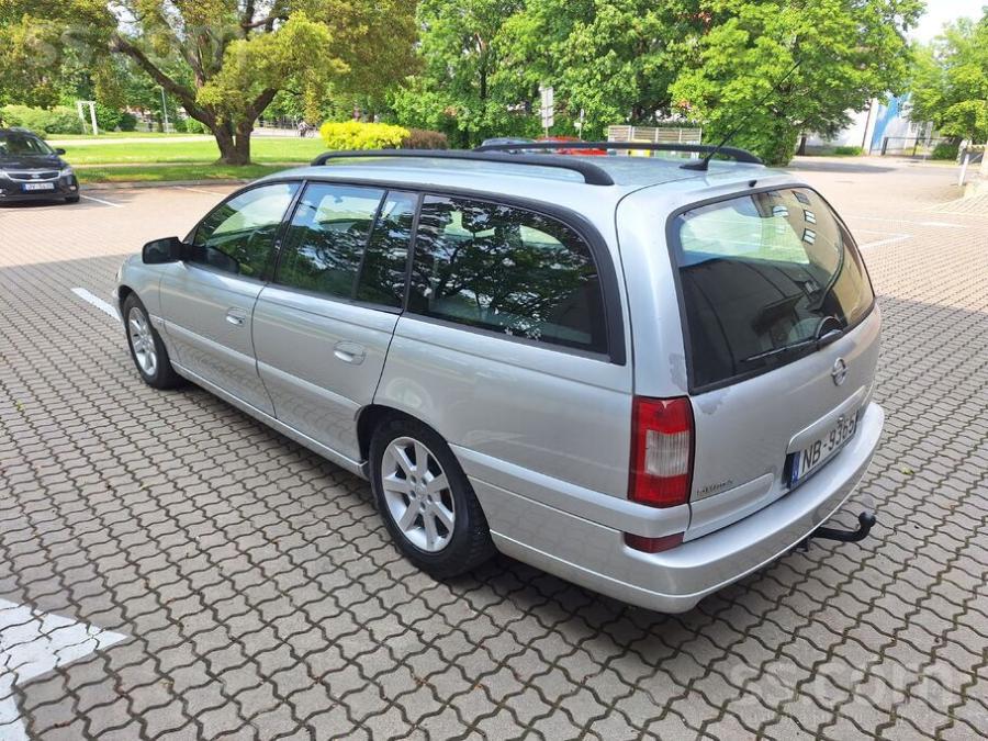 Opel Omega 2004 in Jelgava, with an engine capacity of 2.20 L and mileage of 266 thousand km for 1200 €, photo 4 on AUTOMOTO.COM.LV